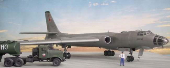 1/72 Trumpeter Tupolev Tu-16K-26 by Arne Goethe